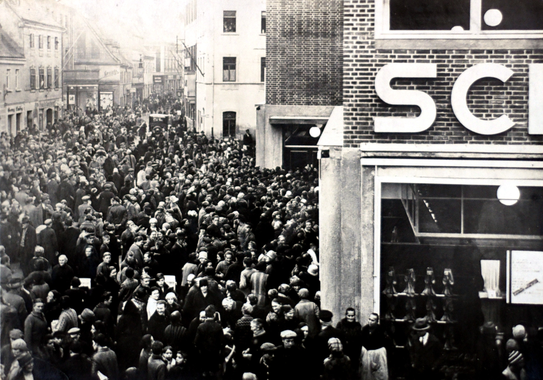 Schocken Department Stores | Salman Schocken 1877-1959